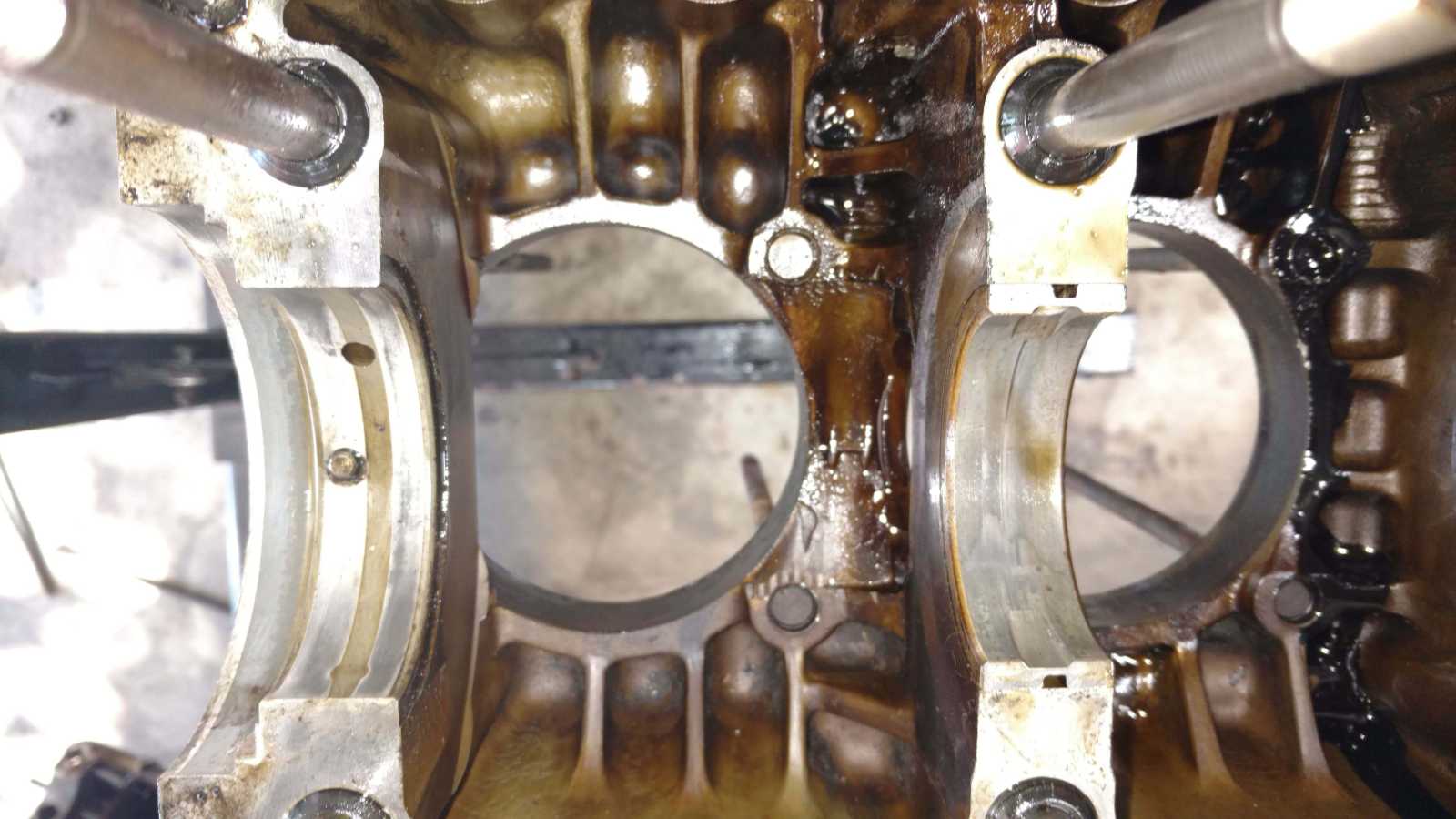 1974_Super_Beetle_AH_Engine_Tear_Down_276 – the garage of love